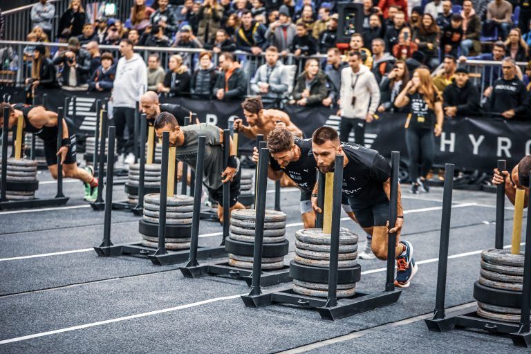 Guía Definitiva para Participar en HYROX | HYROX